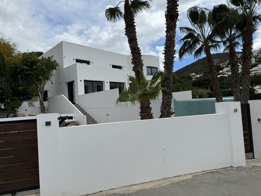 Stunning Property In El Portet Moraira With Inside And Outside Swimming ...
